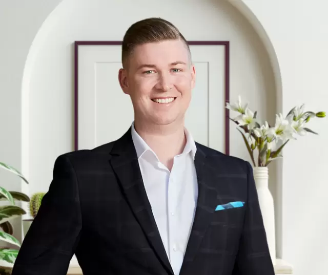 Christopher Neal - Operations Manager Harcourts Hamilton Rentals ...